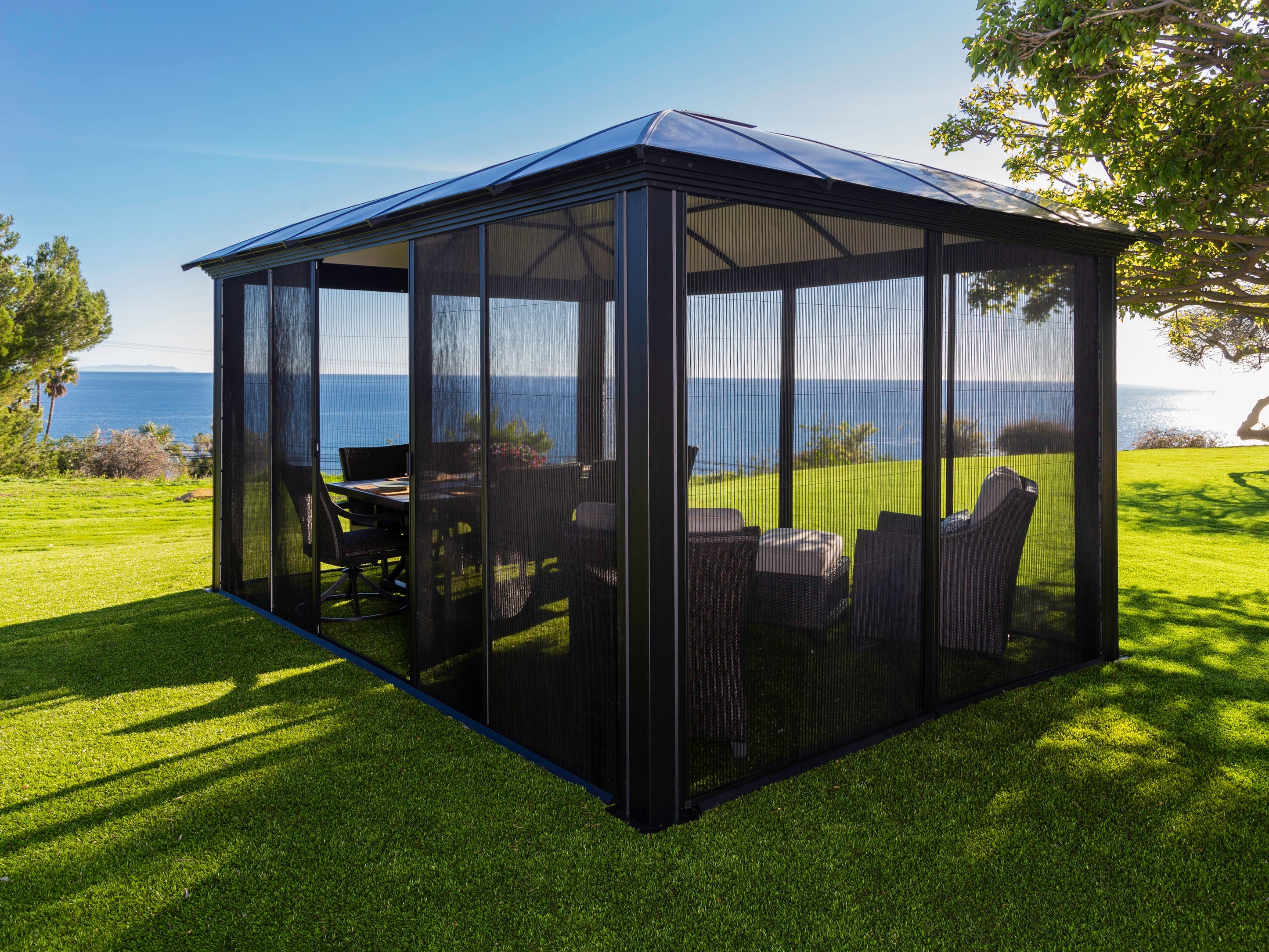 Siena Hard Top Screen Room | Paragon Outdoor USA